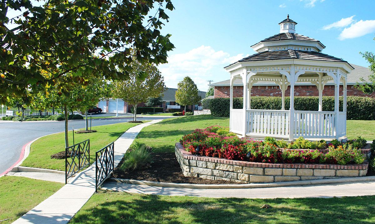 Single Story Apartment Homes - Sienna Ridge Apartment Homes