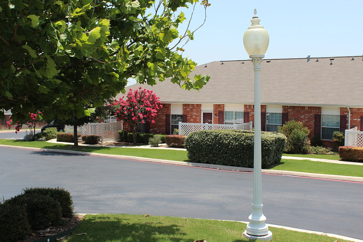 Single Story Apartment Homes - Sienna Ridge Apartment Homes